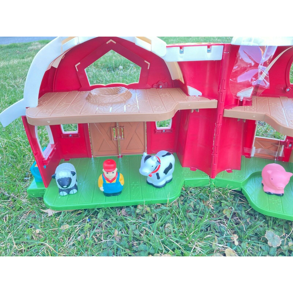 Toys | Farm Barn With 4 Farm Animals And Farmer Figures Made By Battat ...